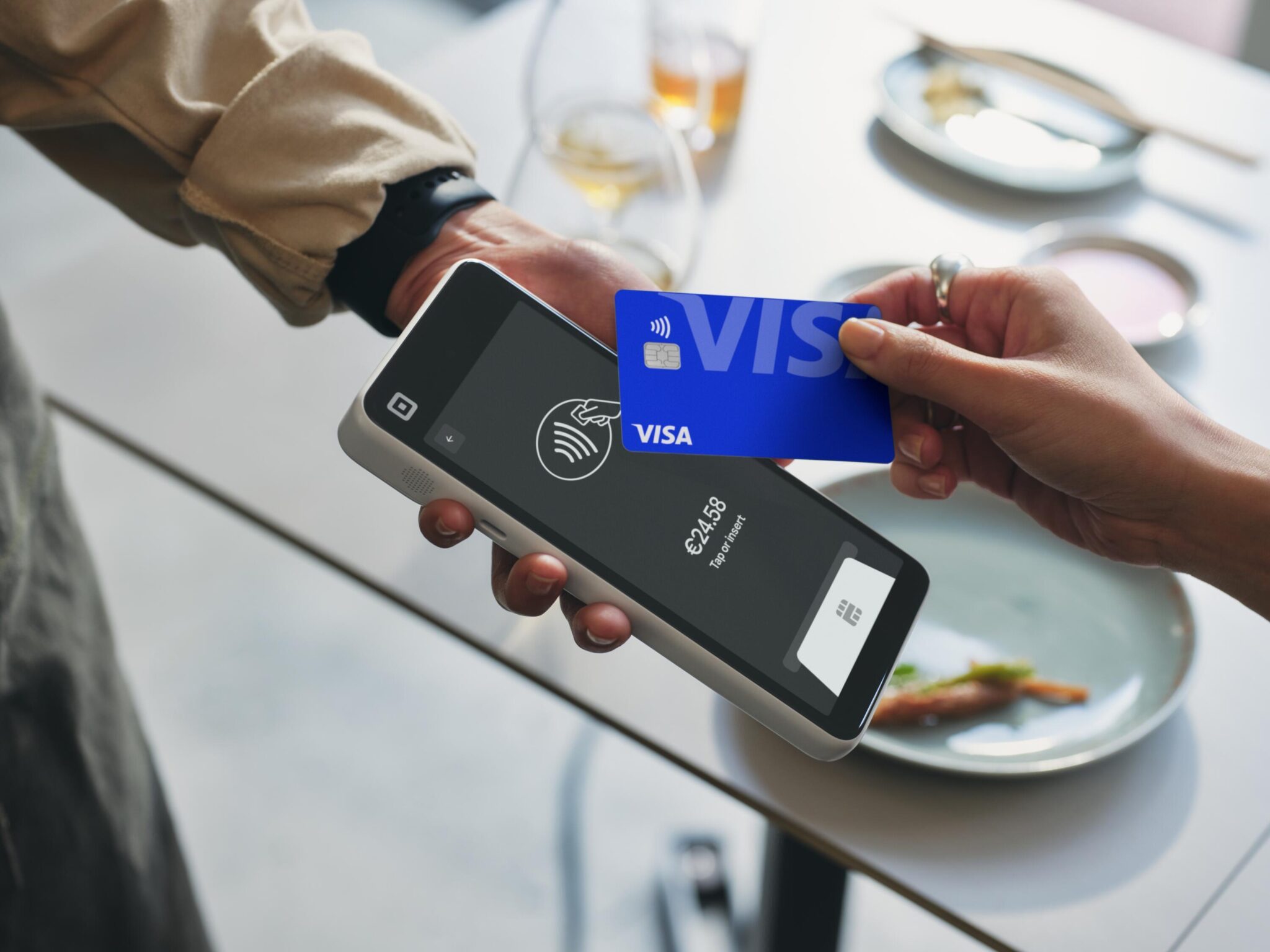 Square launches new handheld POS device – Drinks Industry Ireland